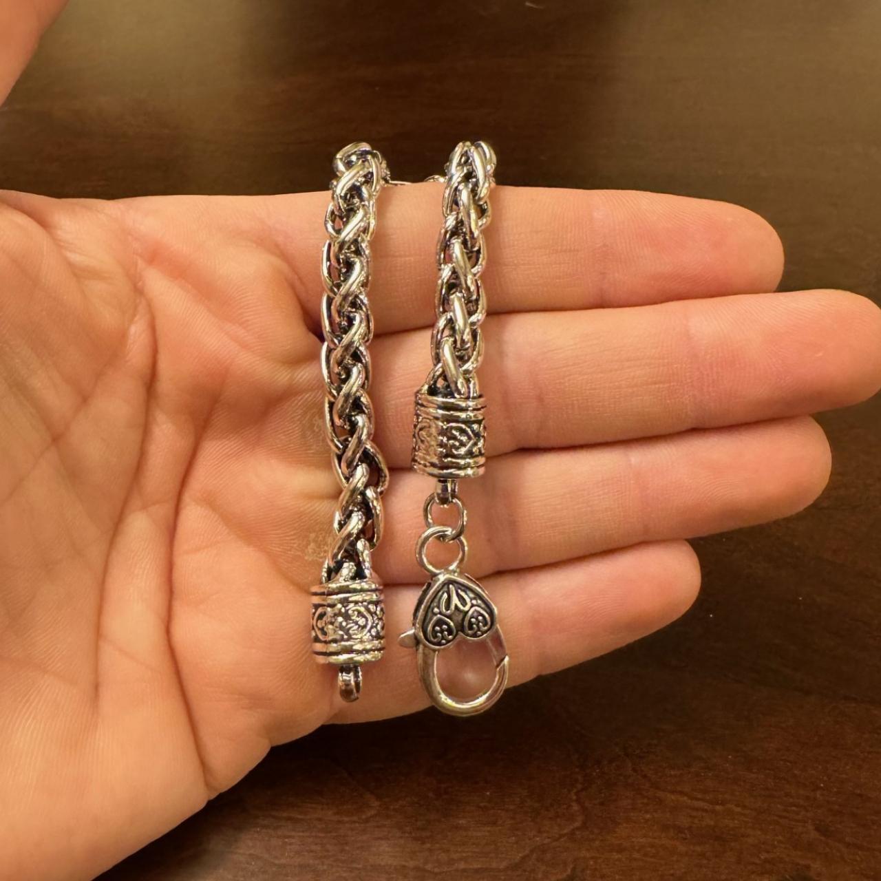 Vintage Y2K Buckle design chain bracelet. High... | Depop