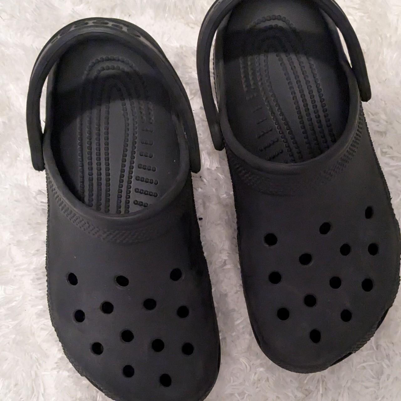 Size 8 black crocs - Depop