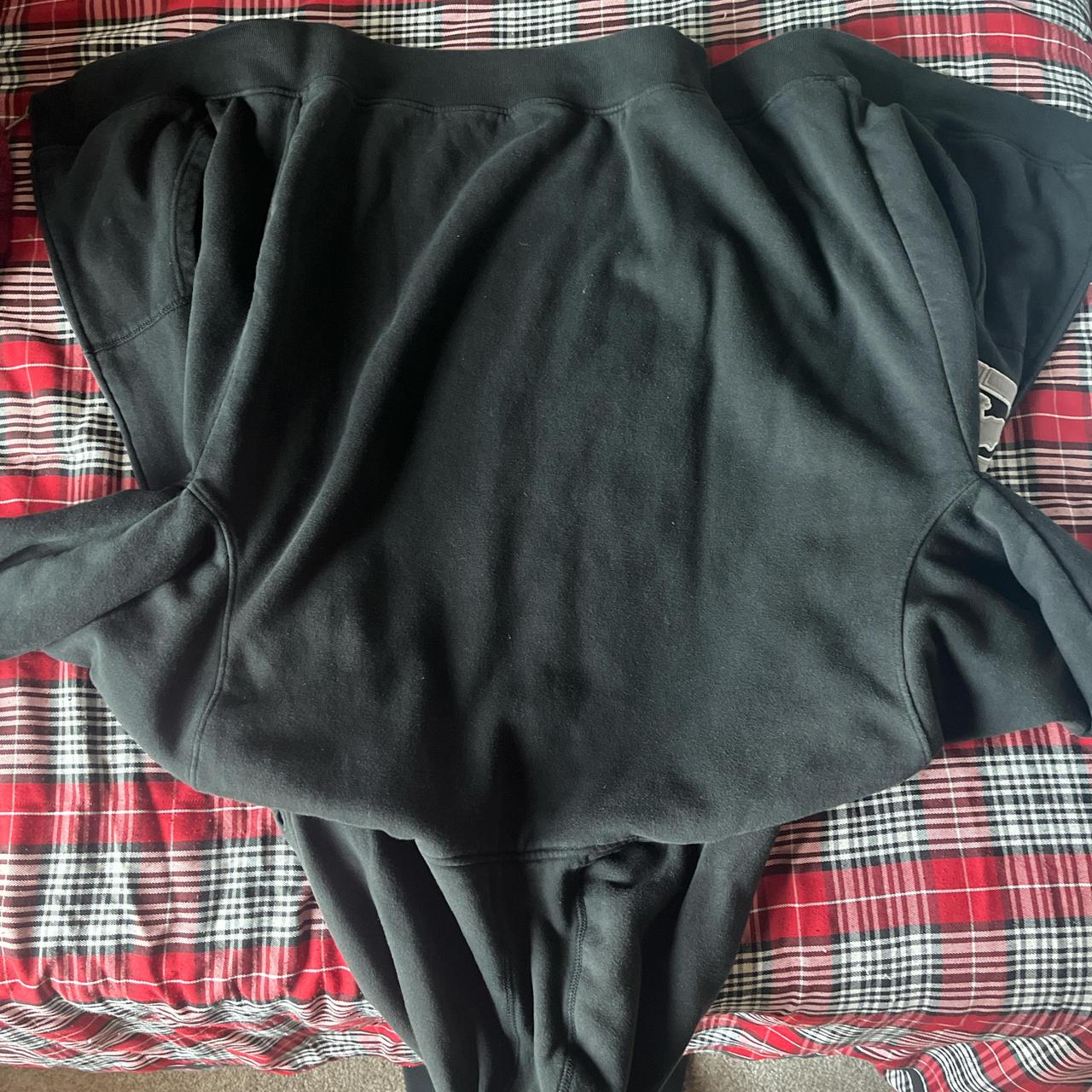 zip up makes you really warm. ecko hoodie 2xL - Depop