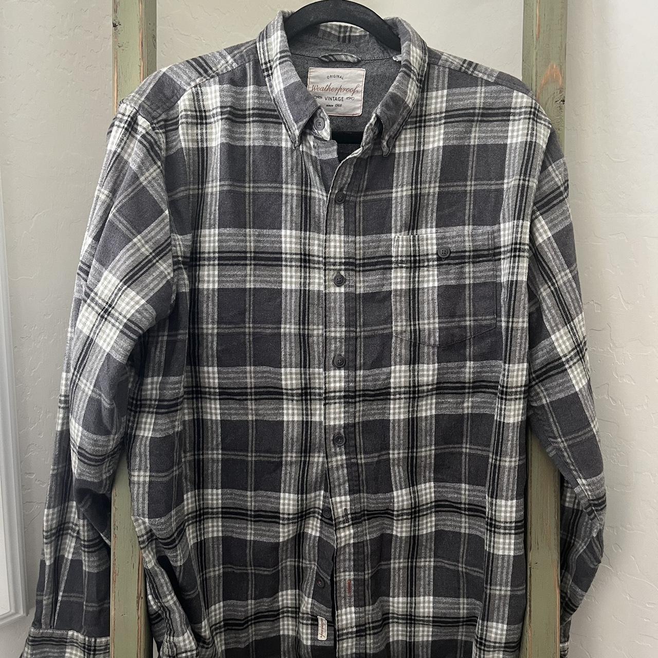 Grey patterned large flannel - Depop