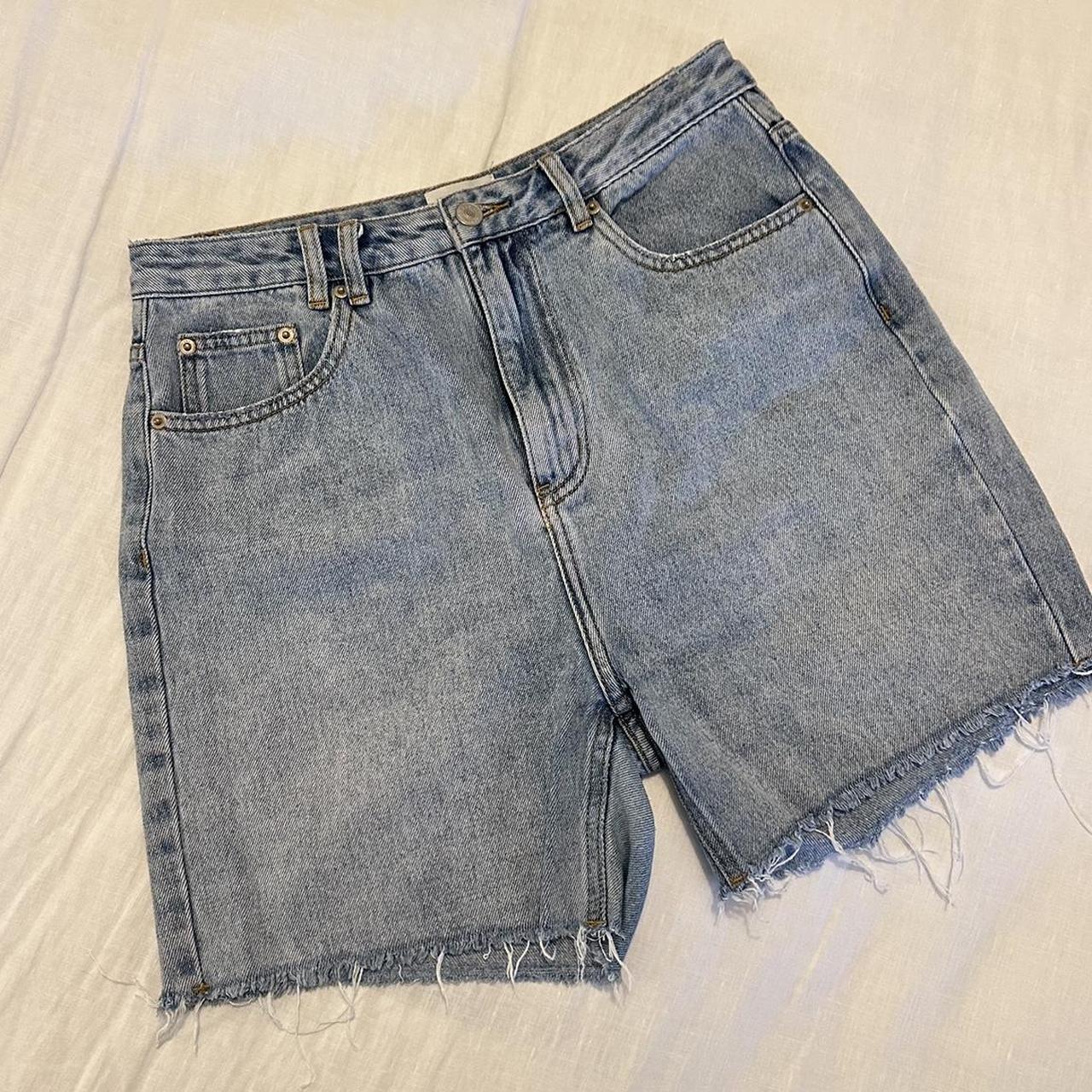 Insight denim short Labelled a large. For baggier... - Depop