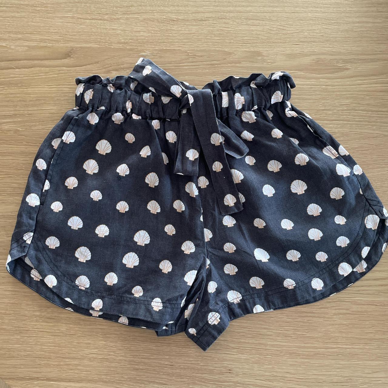 Kivari Shells short 100% linen AUS 10/M Great... - Depop