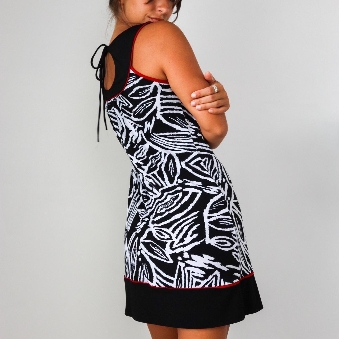 En Focus Studio mod style mini Black and white... - Depop