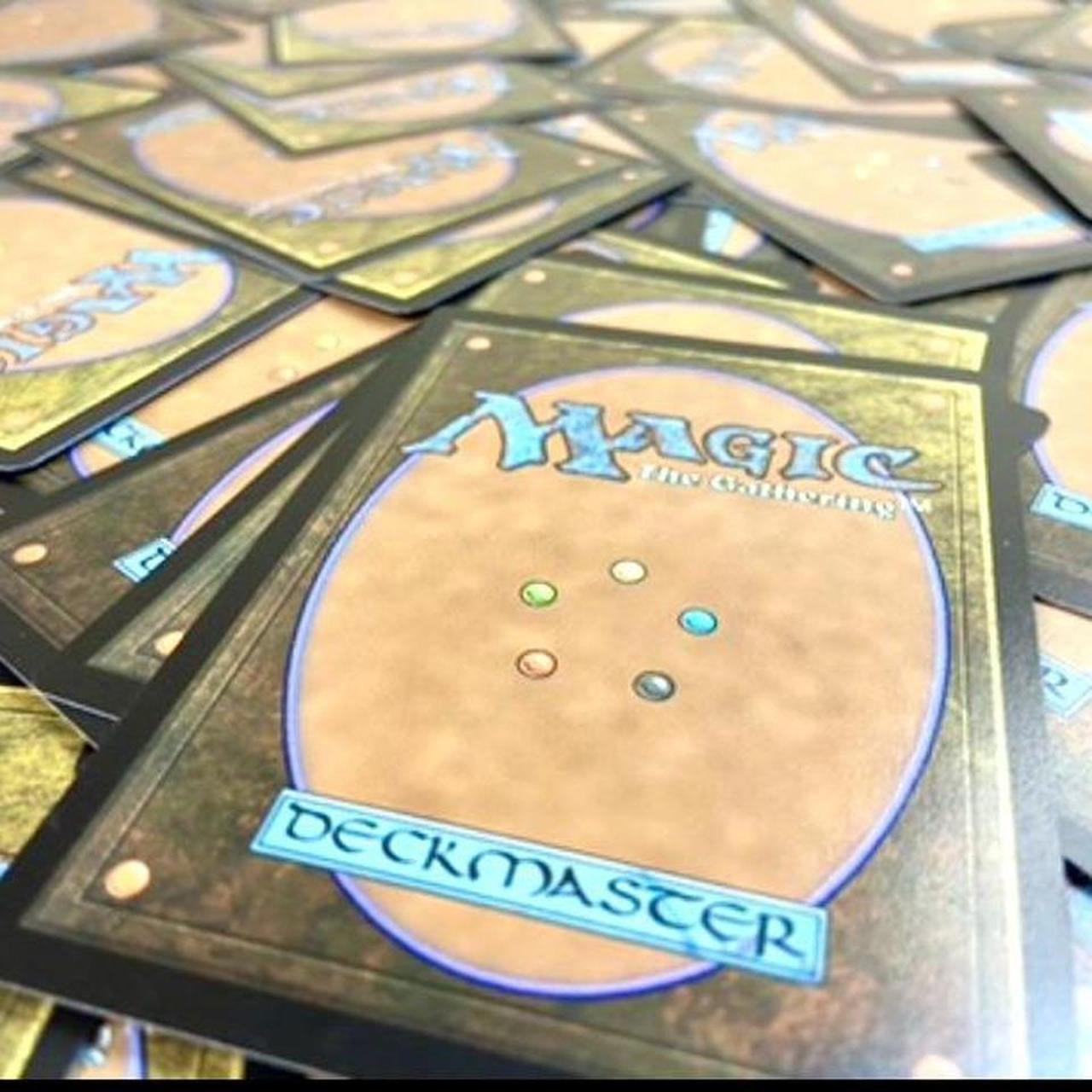 100 cards Magic The Gathering deckmaster gold and... - Depop
