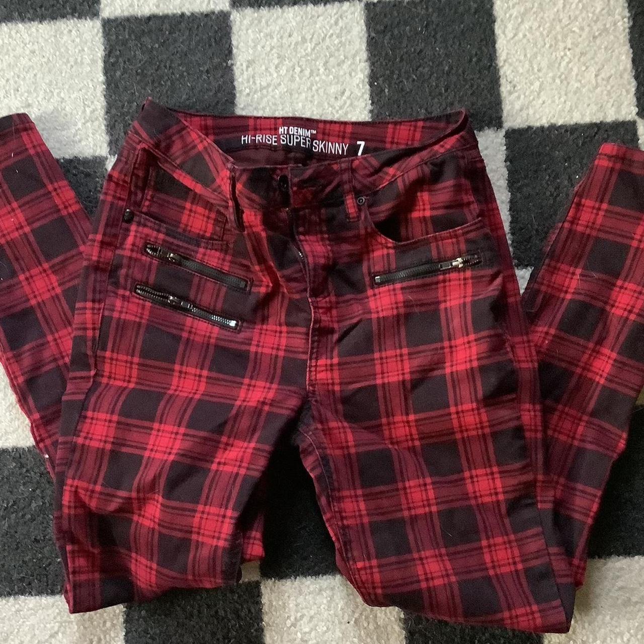 FREE SHIPPING ON BUNDLES! Hot topic plaid red skinny... - Depop