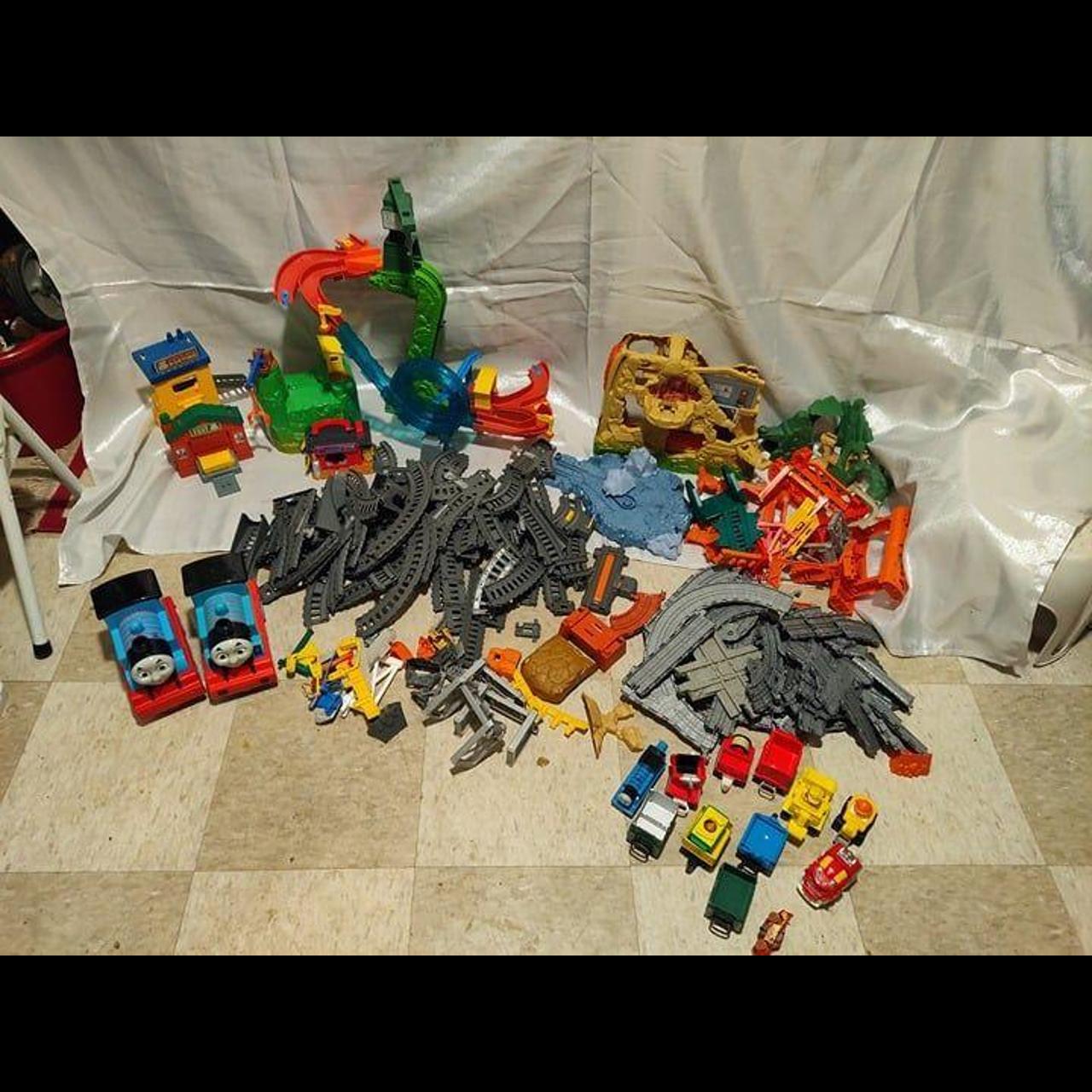 HUGE Thomas and Friends Train Set Lot - 6 Thomas... - Depop