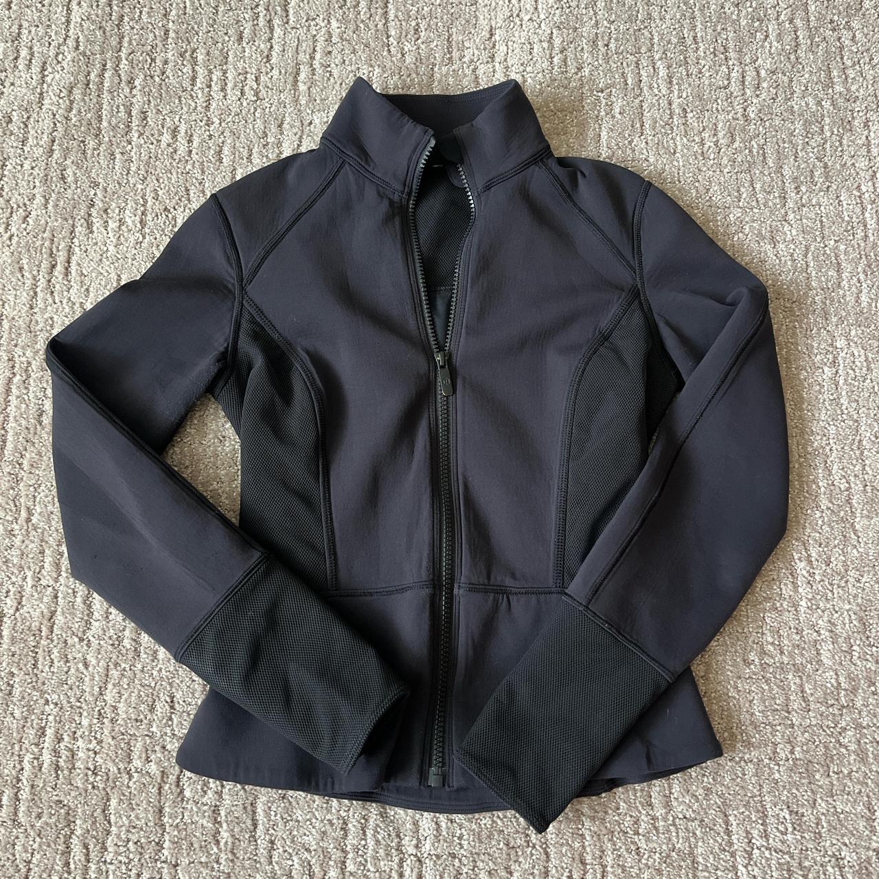 Lululemon Jacket -Black Size 2 or 4 (XS-S) Similar... - Depop