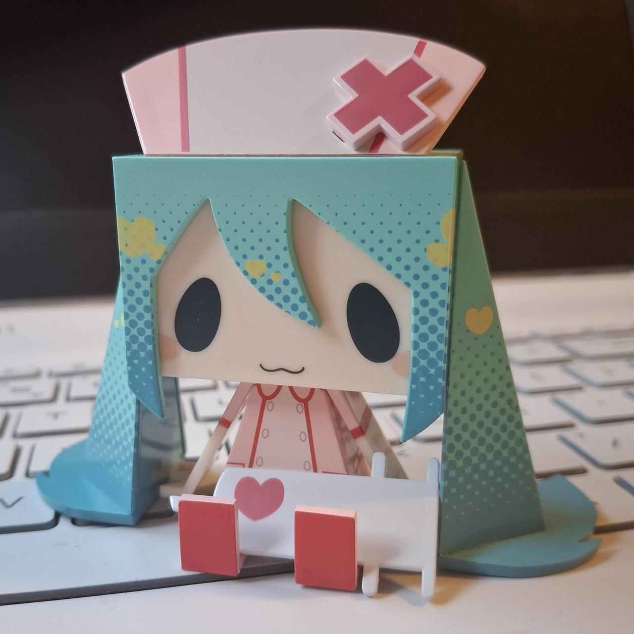 💕 Love Ward Graphig Hatsune Miku Figure 💕 💉 Comes... | Depop