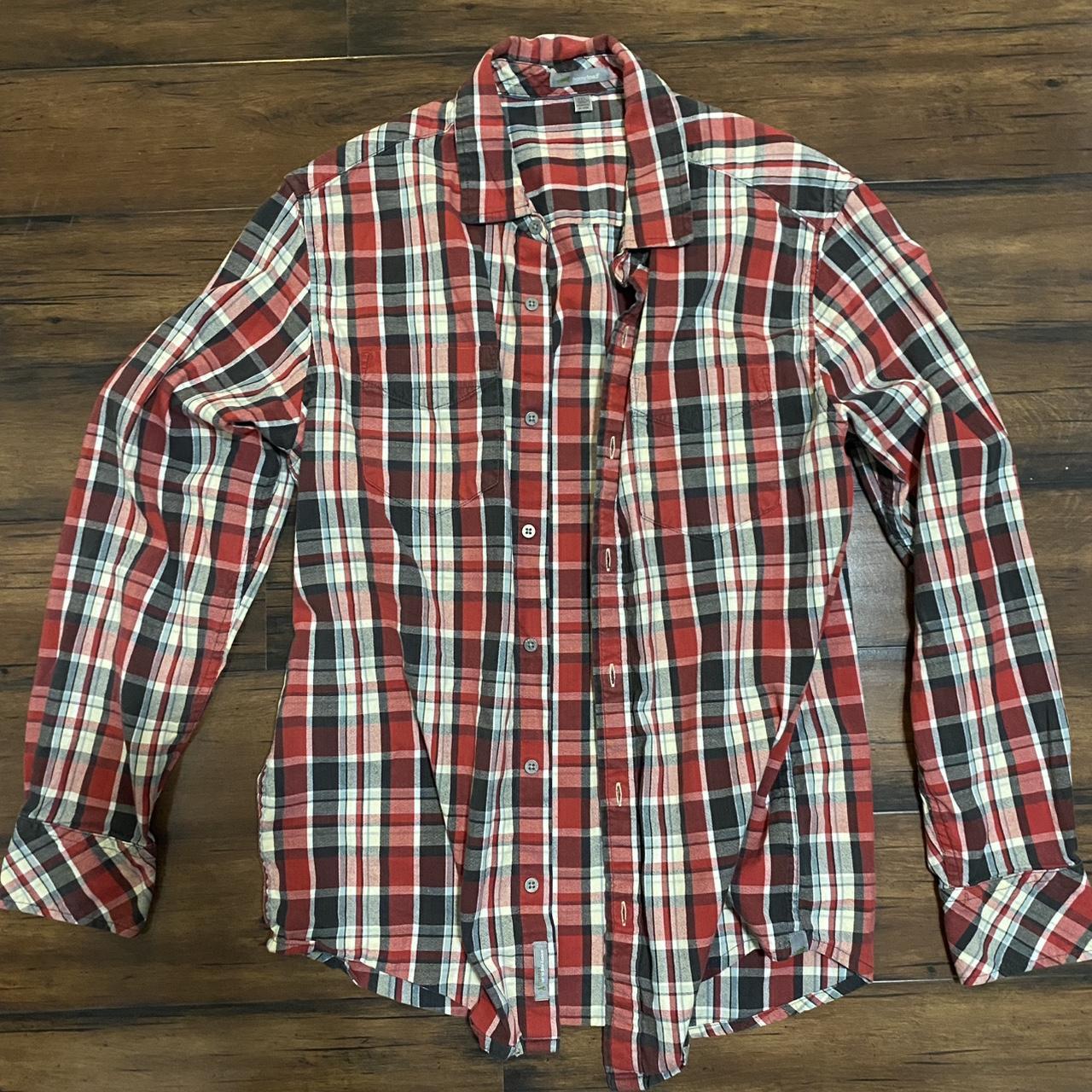 Red plaid button up shirt Size M | Depop