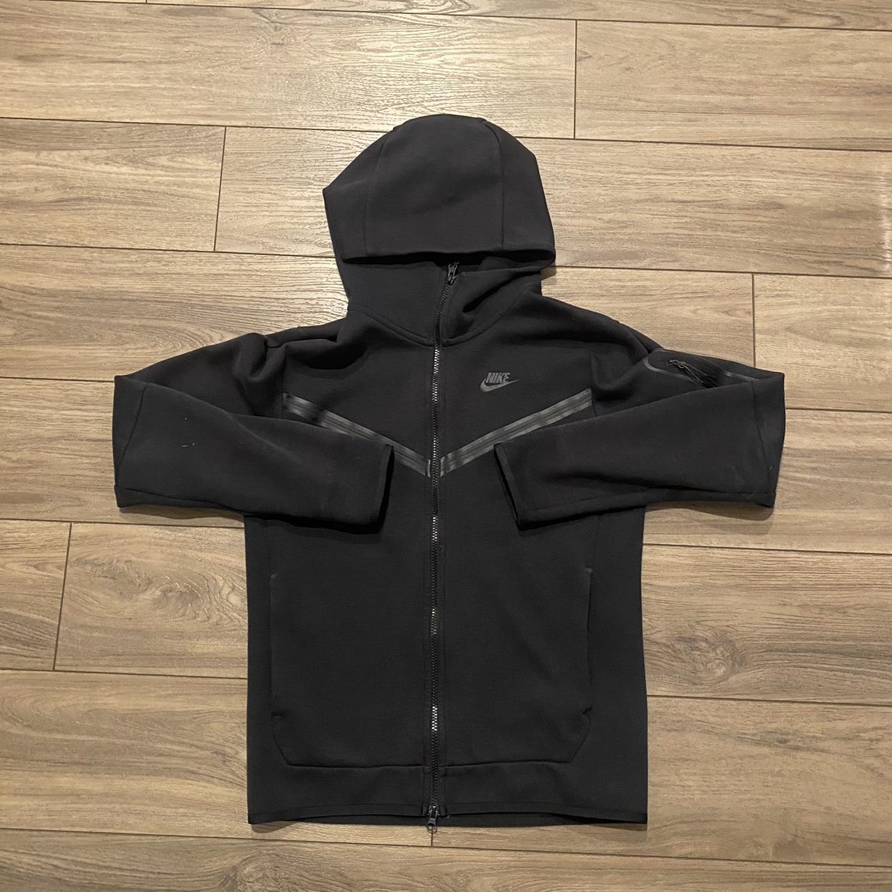 Black Nike Tech size small - price negotiable - Depop