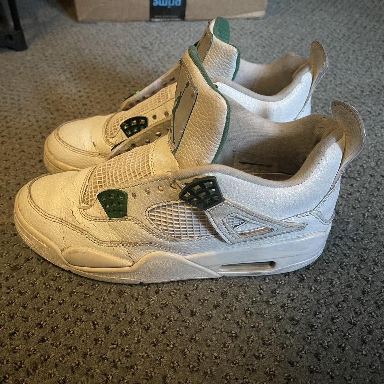 Metallic green Jordan 4s size 7 beaters no laces - Depop