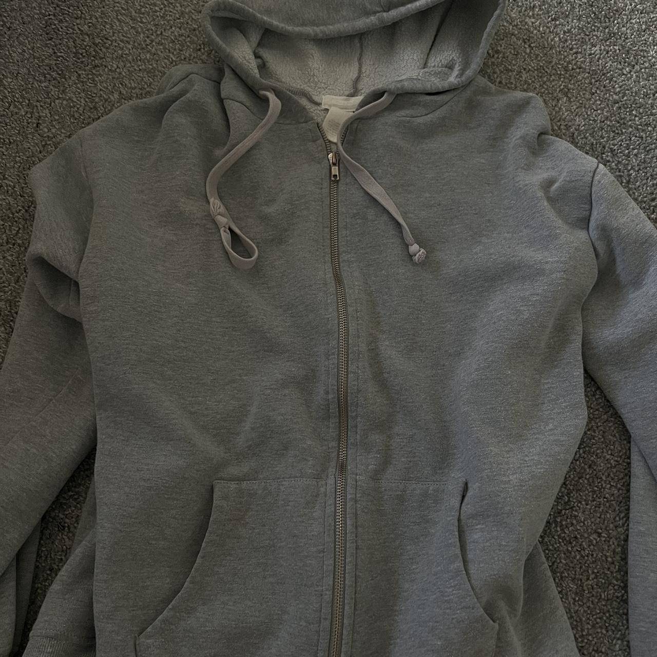 Basic grey zip up - Depop