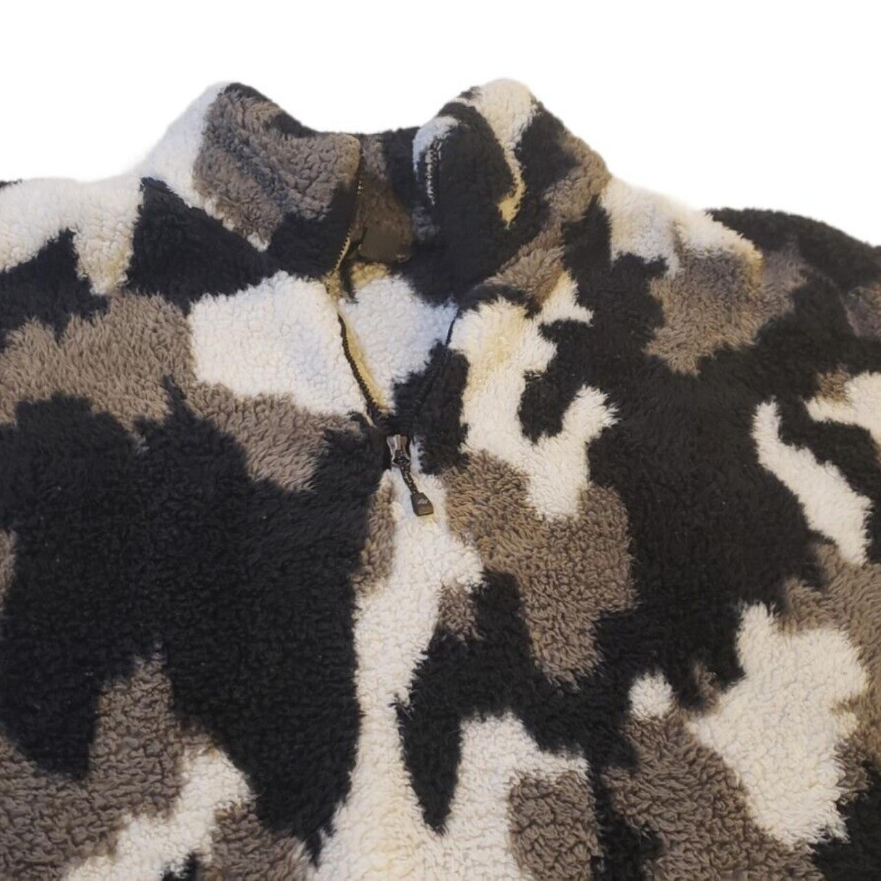 Eddie Bauer We Wander Plush 1/4 Zip Black Camo XL... | Depop