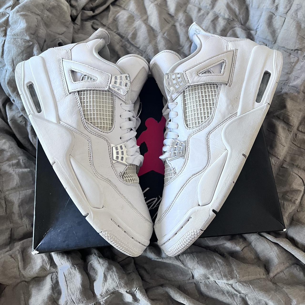 JORDAN 4 METALIC WHITE🩶 SUPER CLEAN 🧼 - Depop