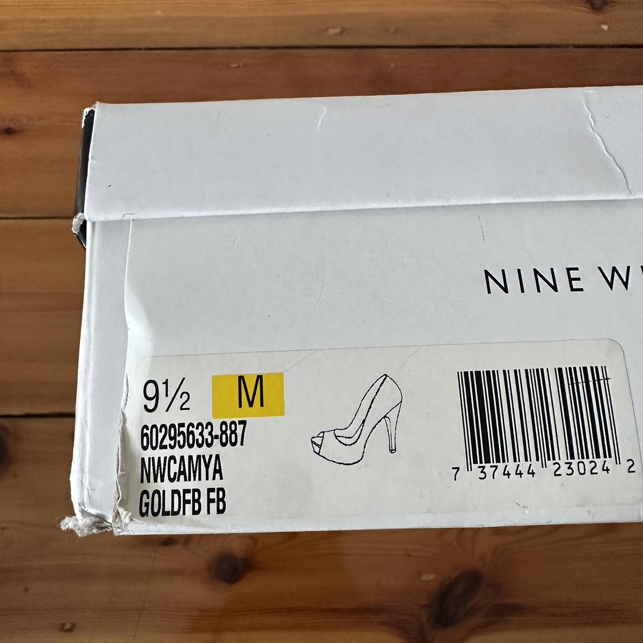 Nine West gold heels. Size 9.5 Only worn a couple... - Depop