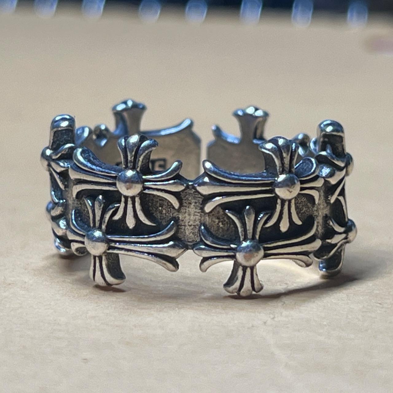 Adjustable Chrome-inspired Sliver Ring - Depop