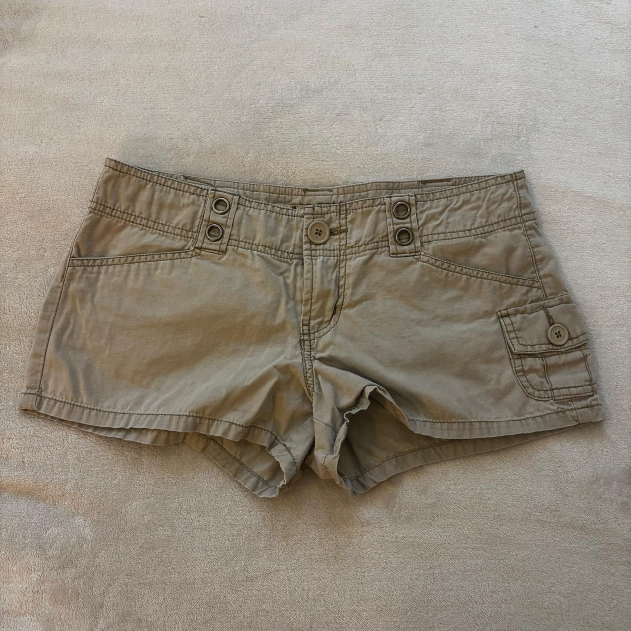 the cutest vintage lei tan mini cargo shorts with... | Depop