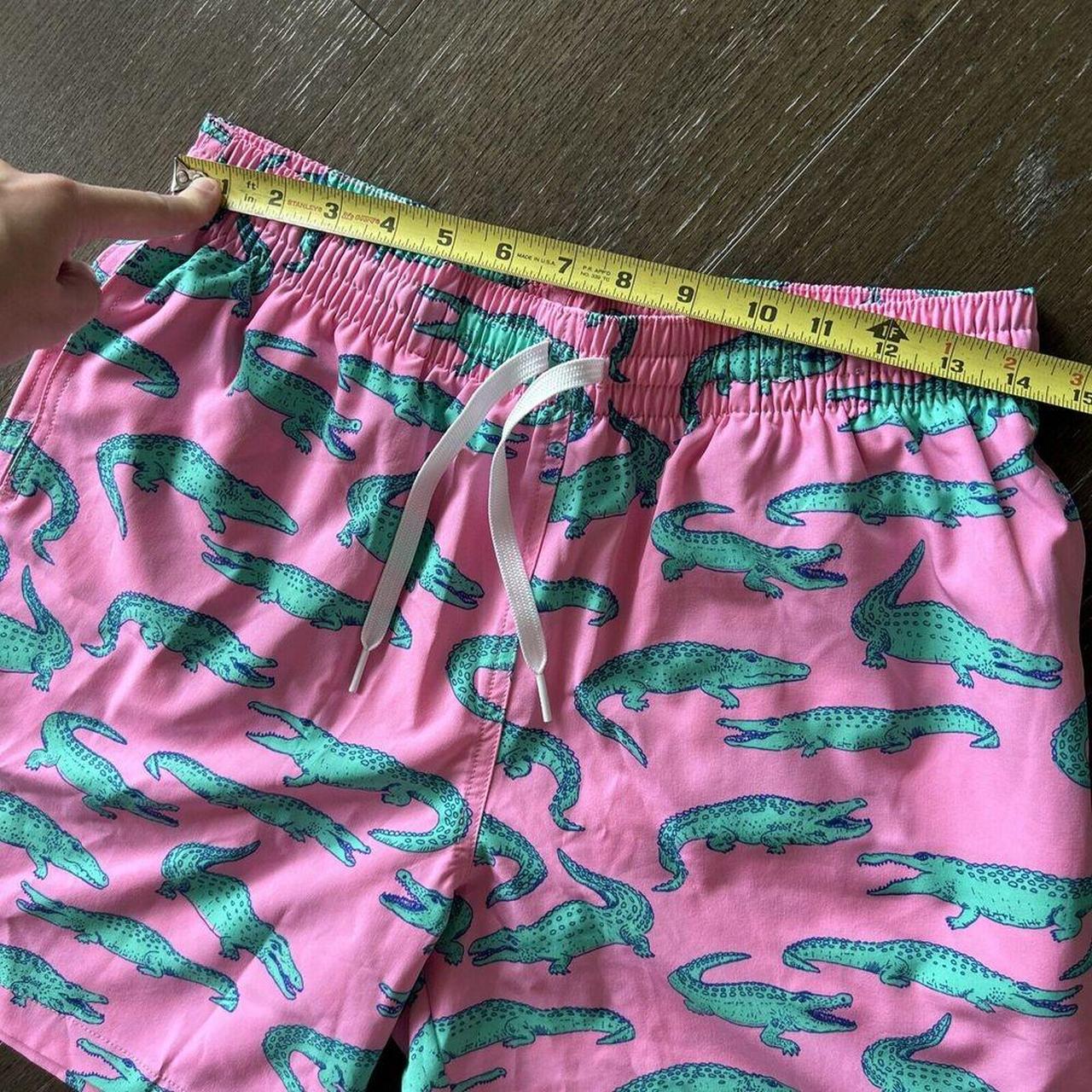 Chubbies Swim Trunks Men's Size Medium Pink... - Depop
