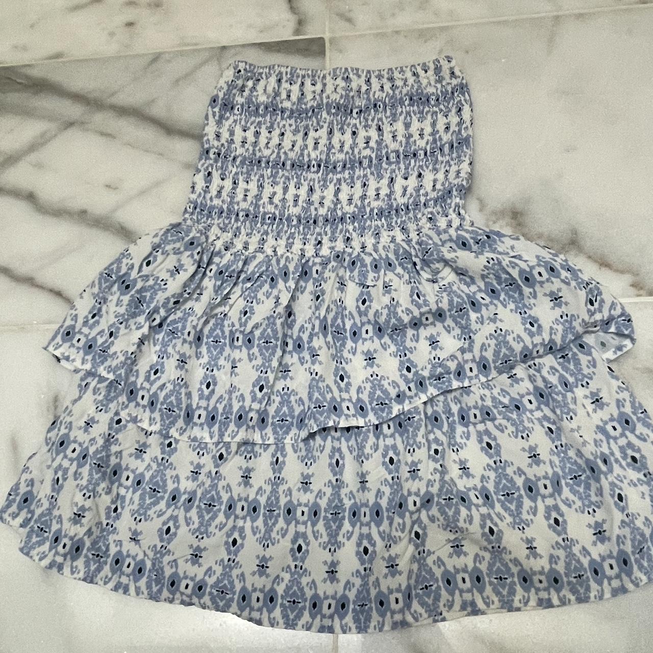 Subdued Strapless Dress 🚨WORN ALREADY🚨 This dress... - Depop