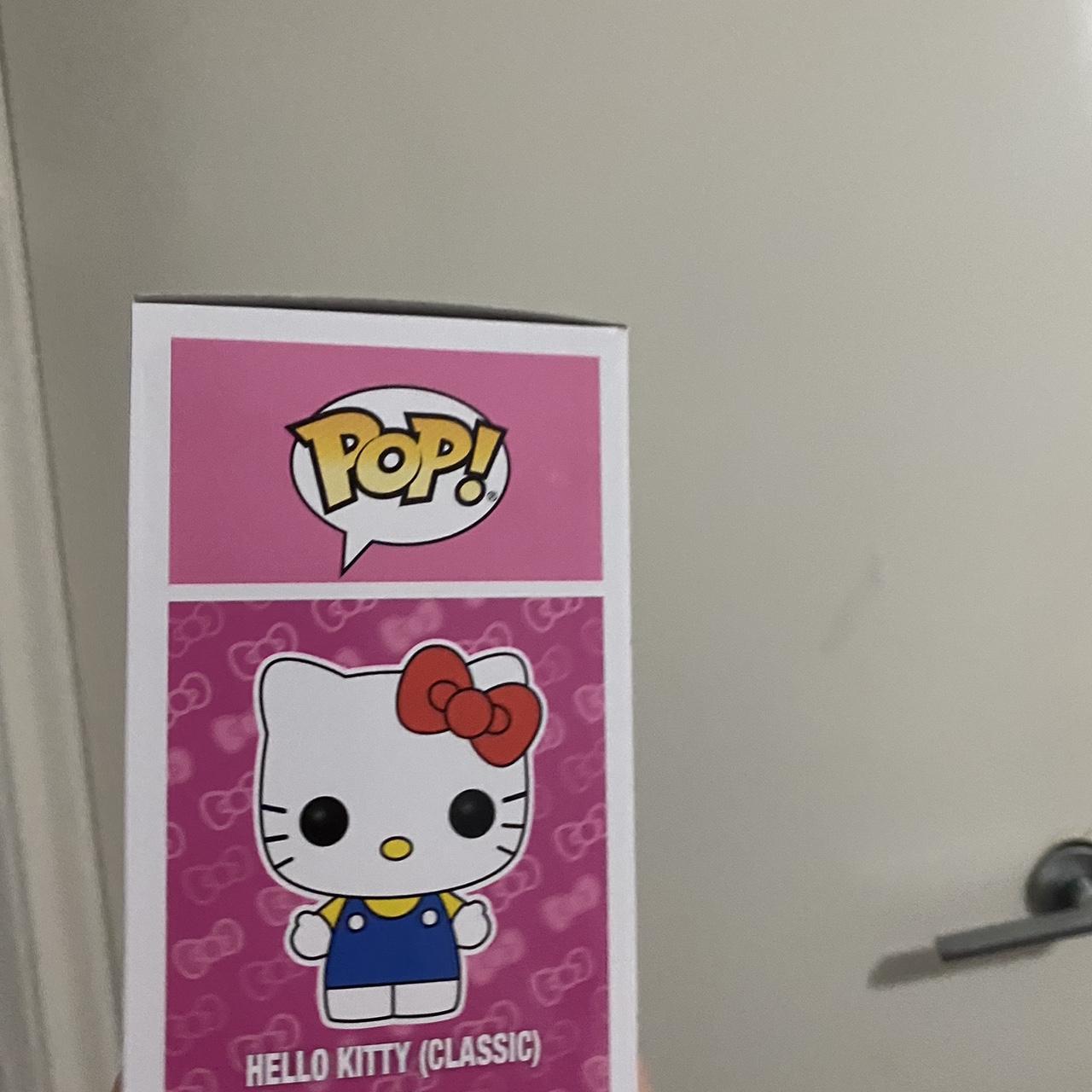 Hello kitty plain (Opened) - Depop