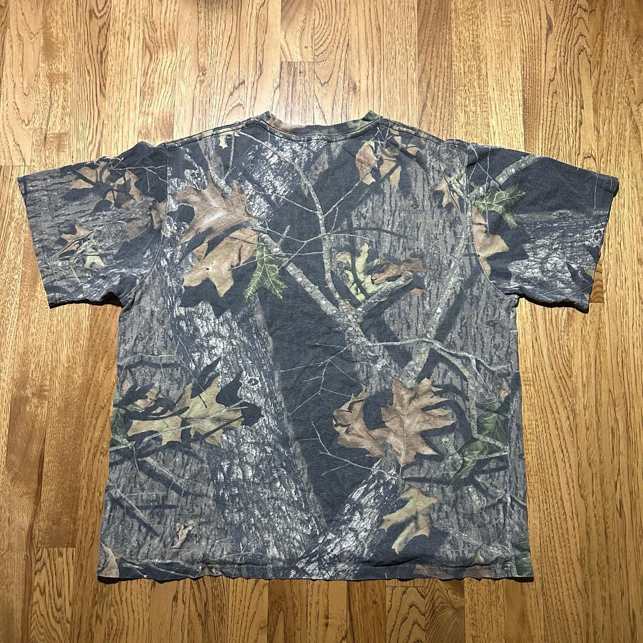 Vintage Camo T-Shirt Men’s L -Fits L-XL -Realtree... | Depop