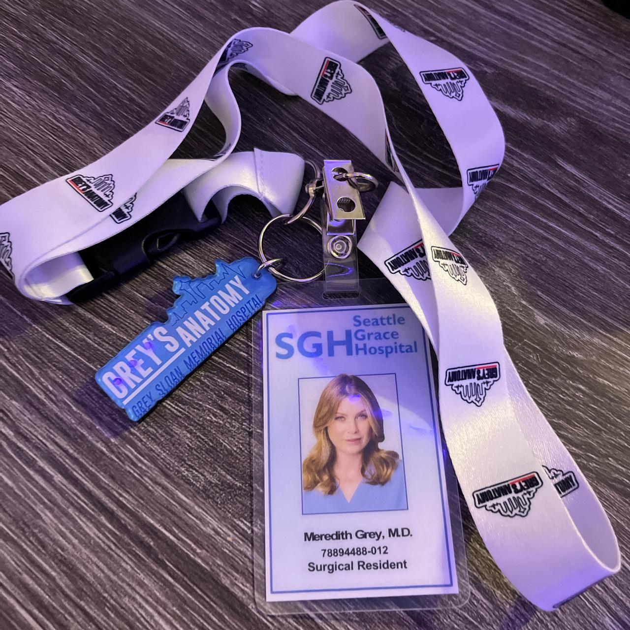 greys anatomy lanyard + meredith grey id + grey... - Depop