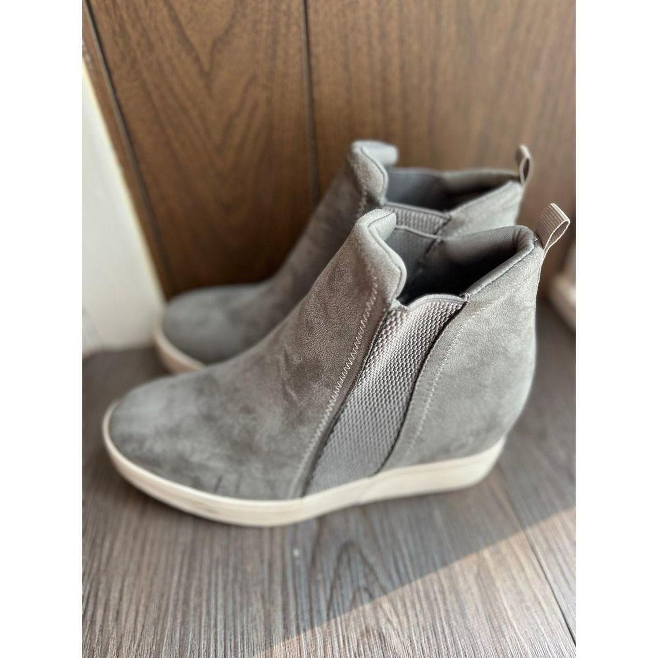 Serra Size 8 slip on wedge Boot/sneaker Gray suede... - Depop