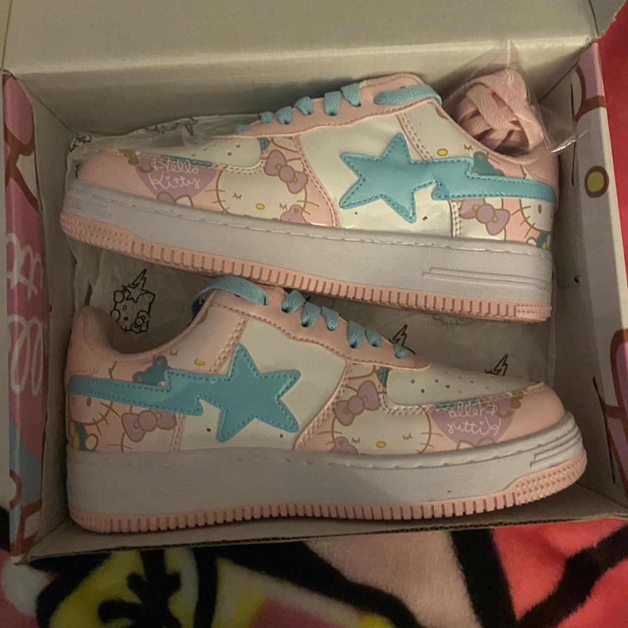 Hello Kitty Bapesta shoes size 5.5 | Depop