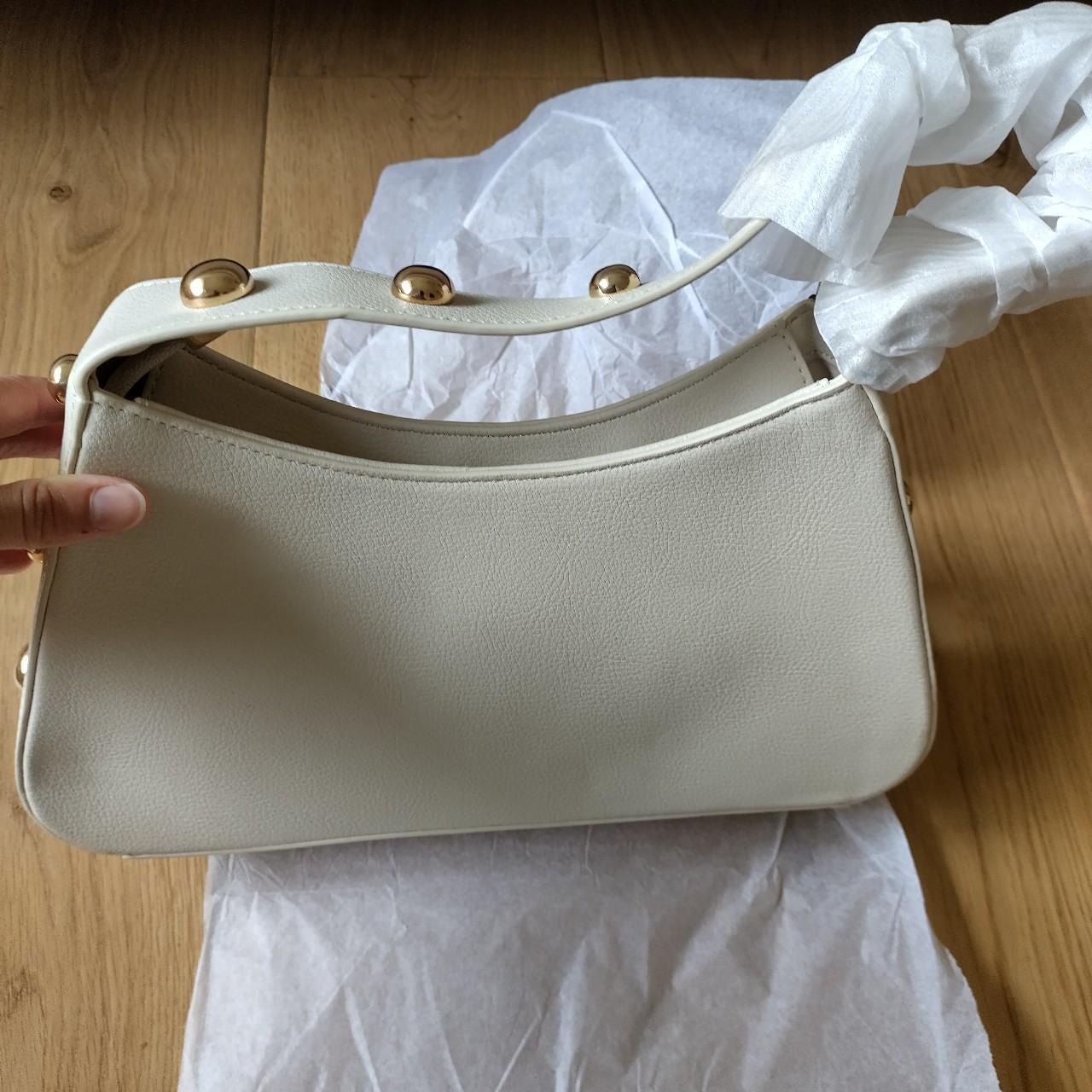 Sheike handbag - Depop