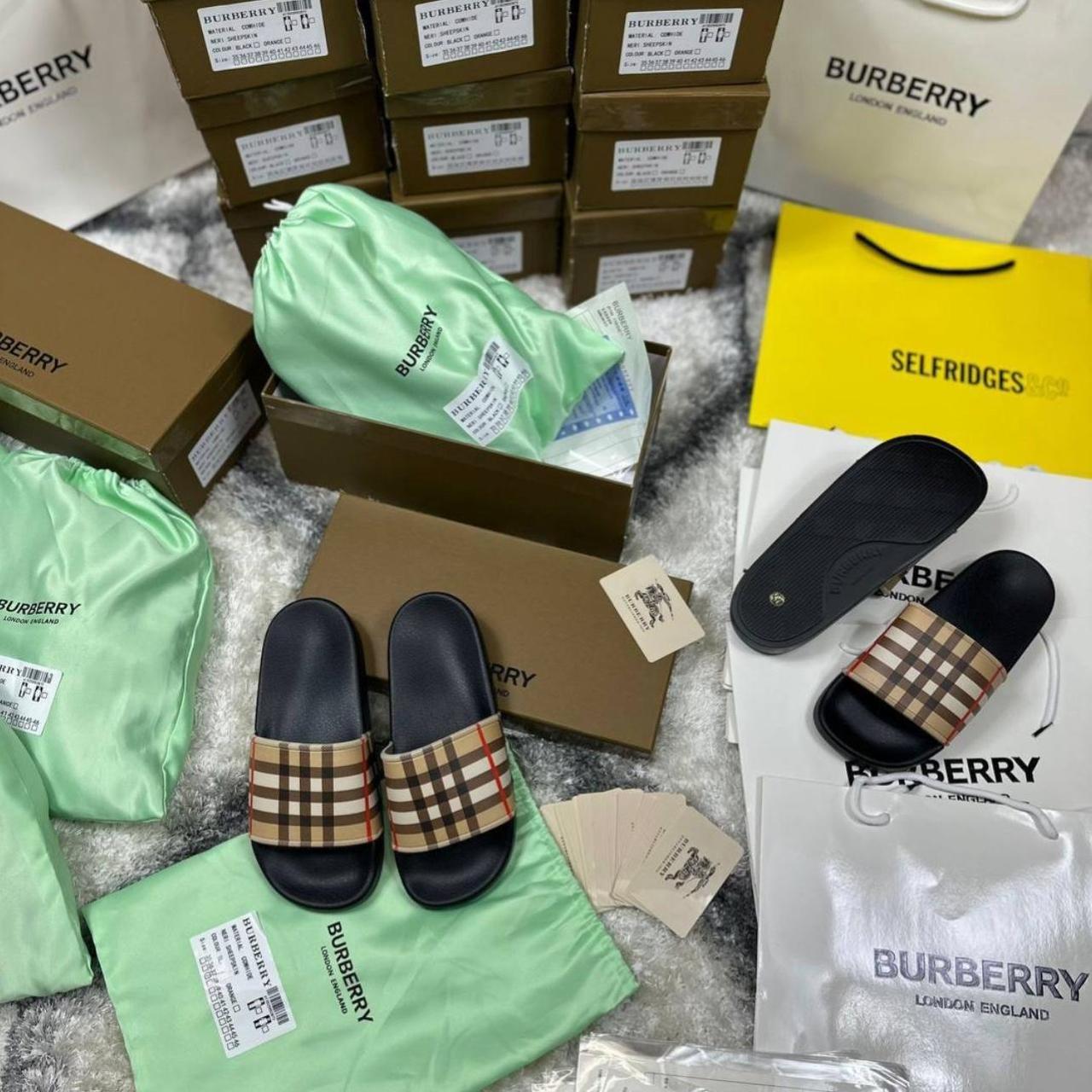 Burberry Slides - Depop