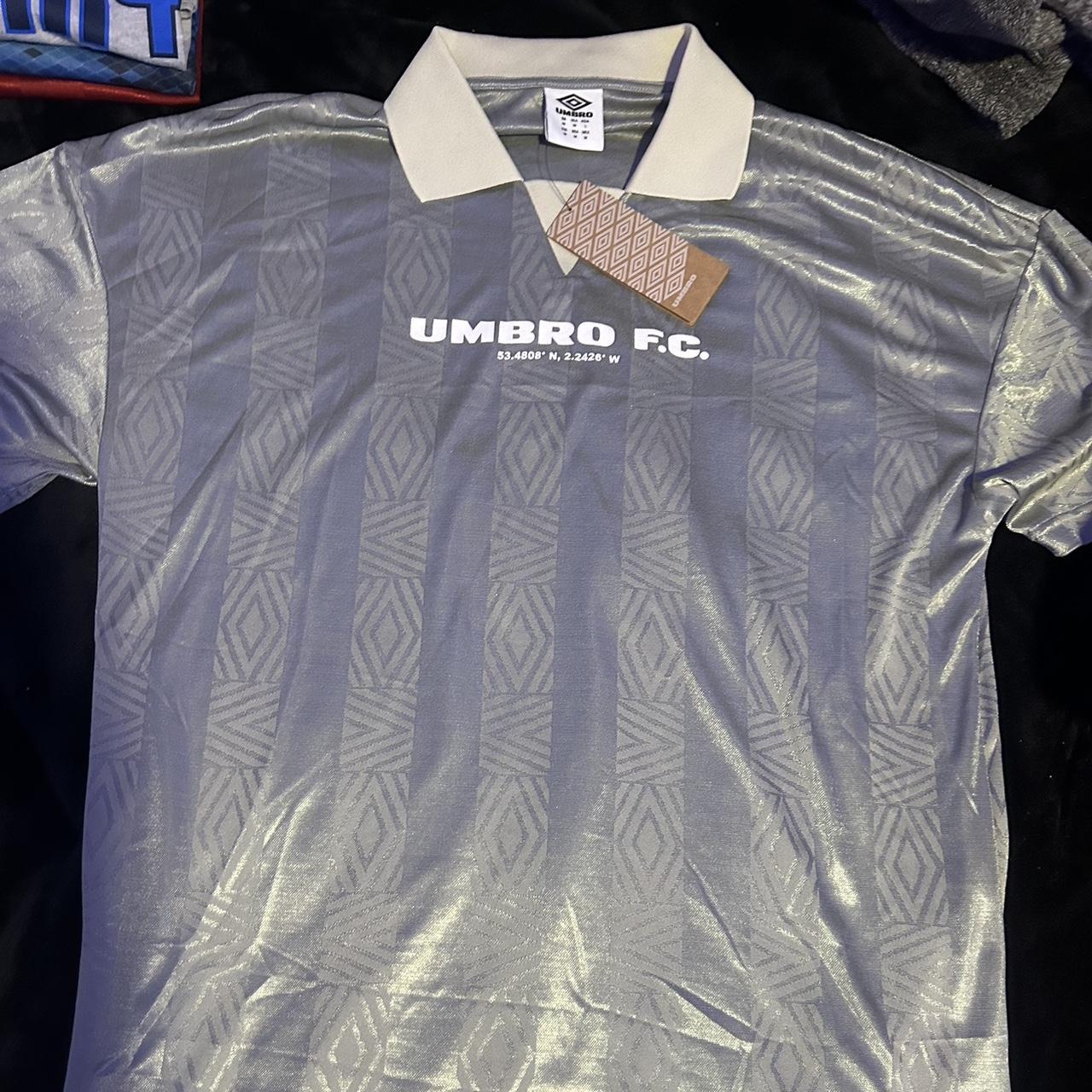 Umbro FC silver and white retro shirt #retrofootball | Depop