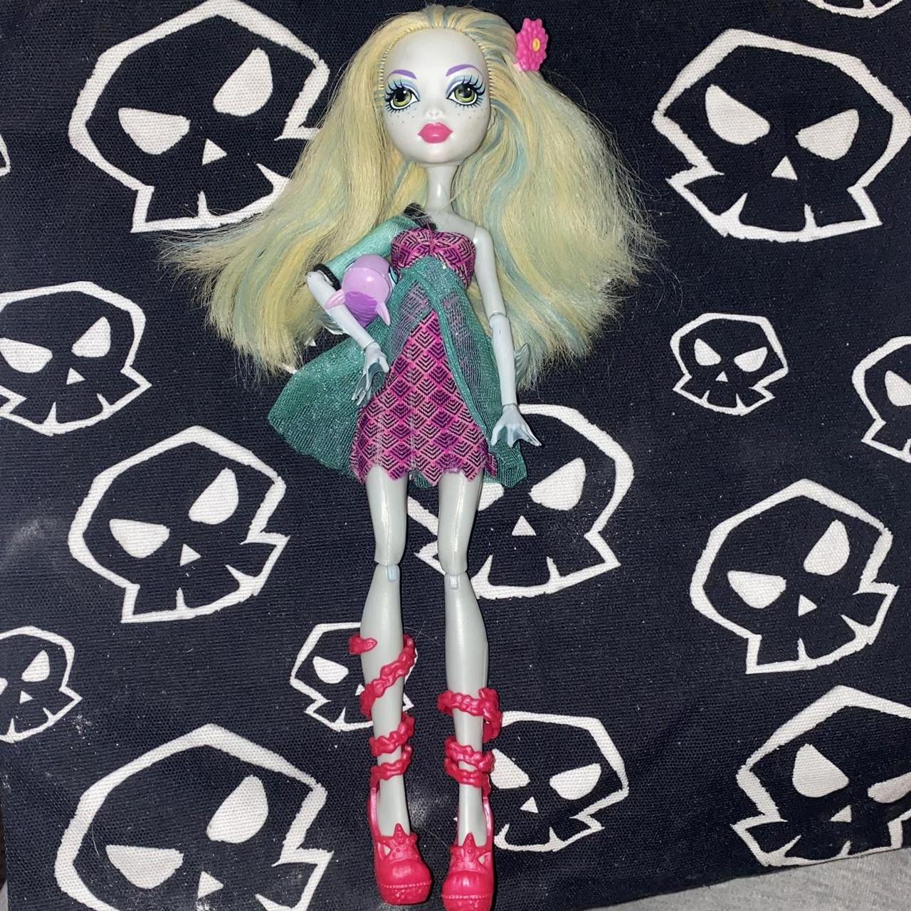 Monster high g1 Lagoona blue doll Missing leg fins... - Depop