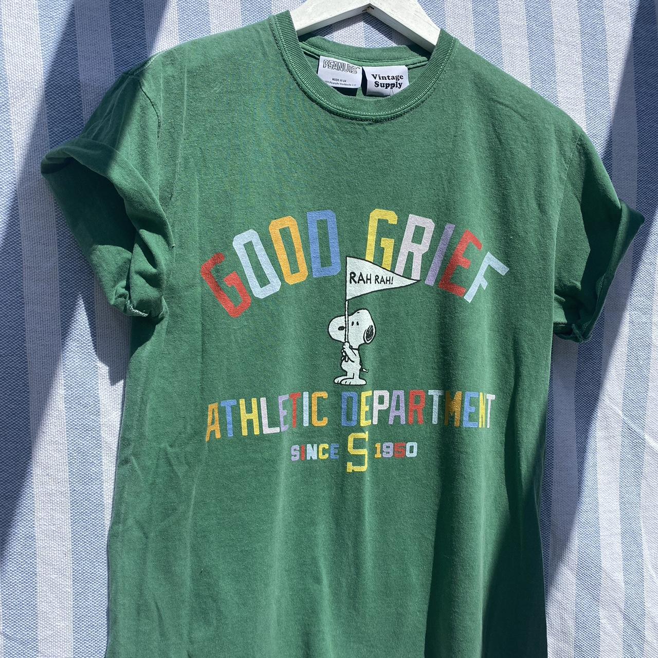 Sooo cool. Peanuts Snoopy green T-shirt . Xs. 19”... - Depop