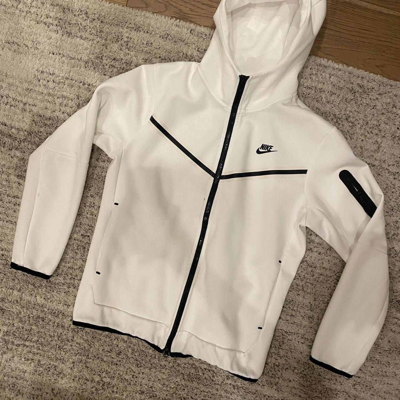 Nike tech fleece white and black jacket - Depop
