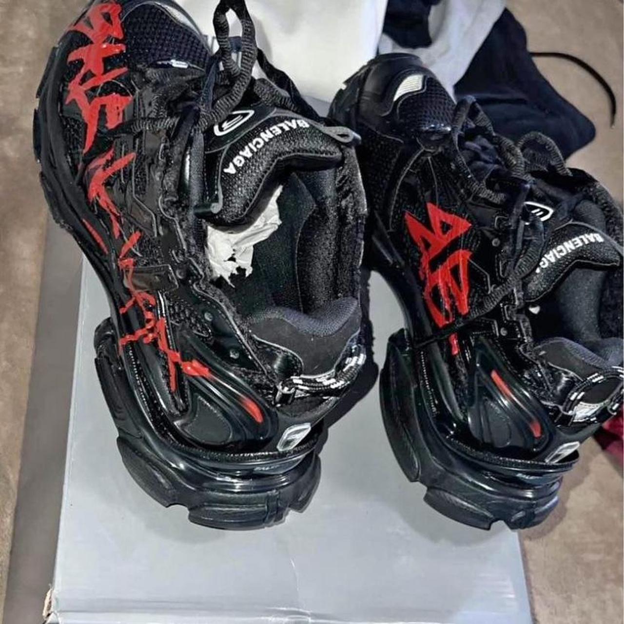 Balenciaga Tracks Black&Red - Depop