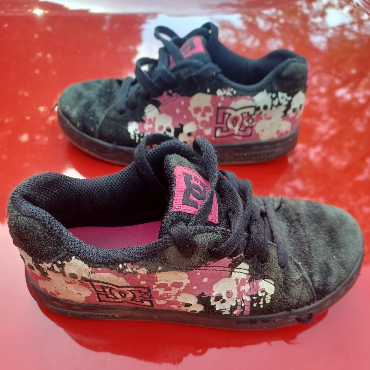 Vintage y2k DC pixie skate shoes Black suede with... - Depop