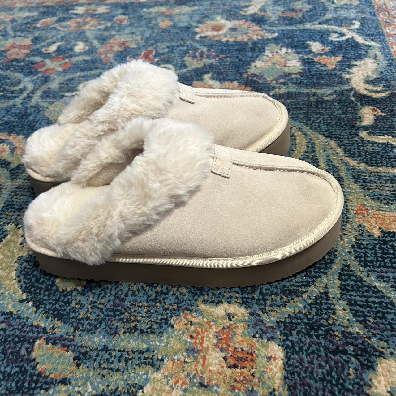 White fluffy low rise Ugg - Depop