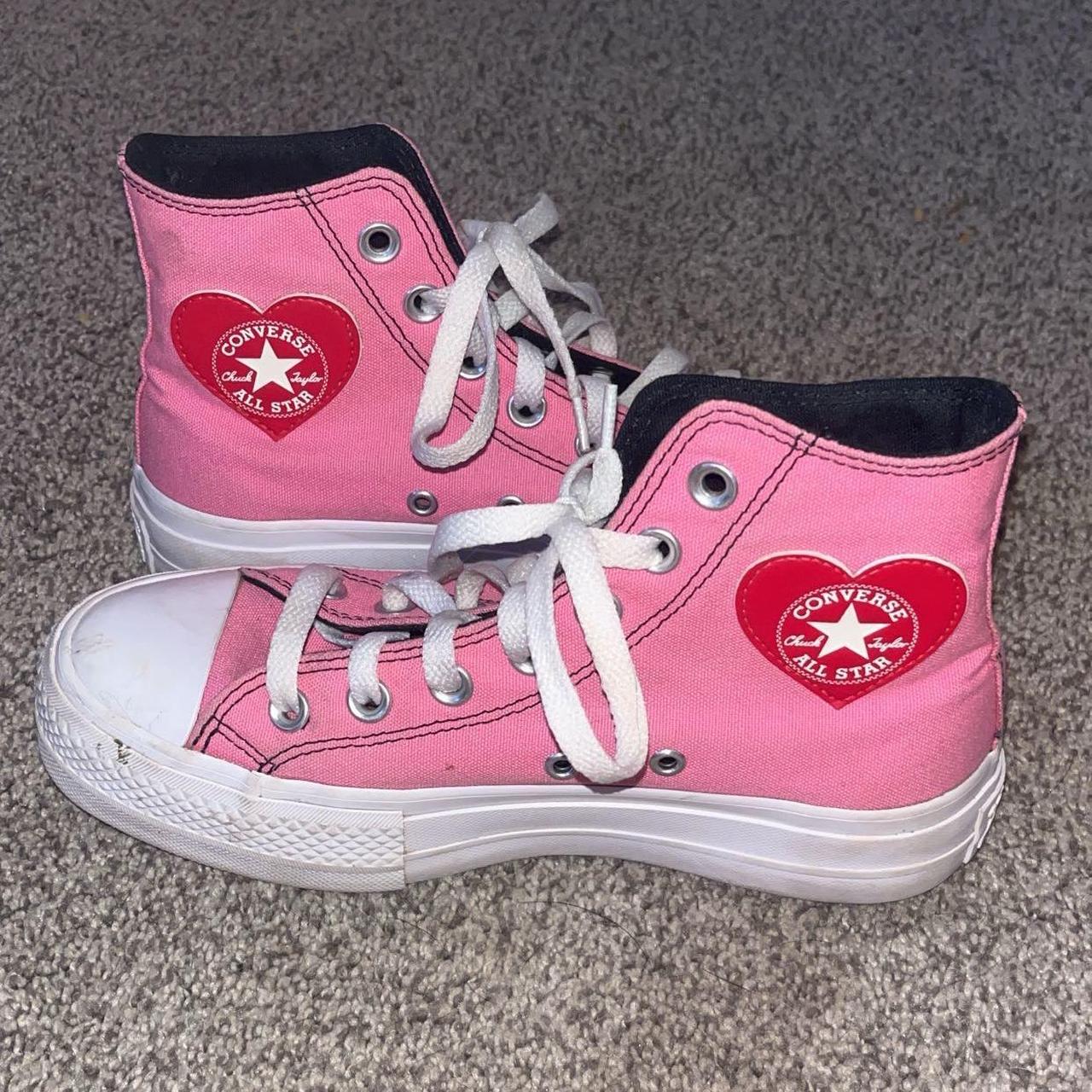 pink customized heart converse - Depop