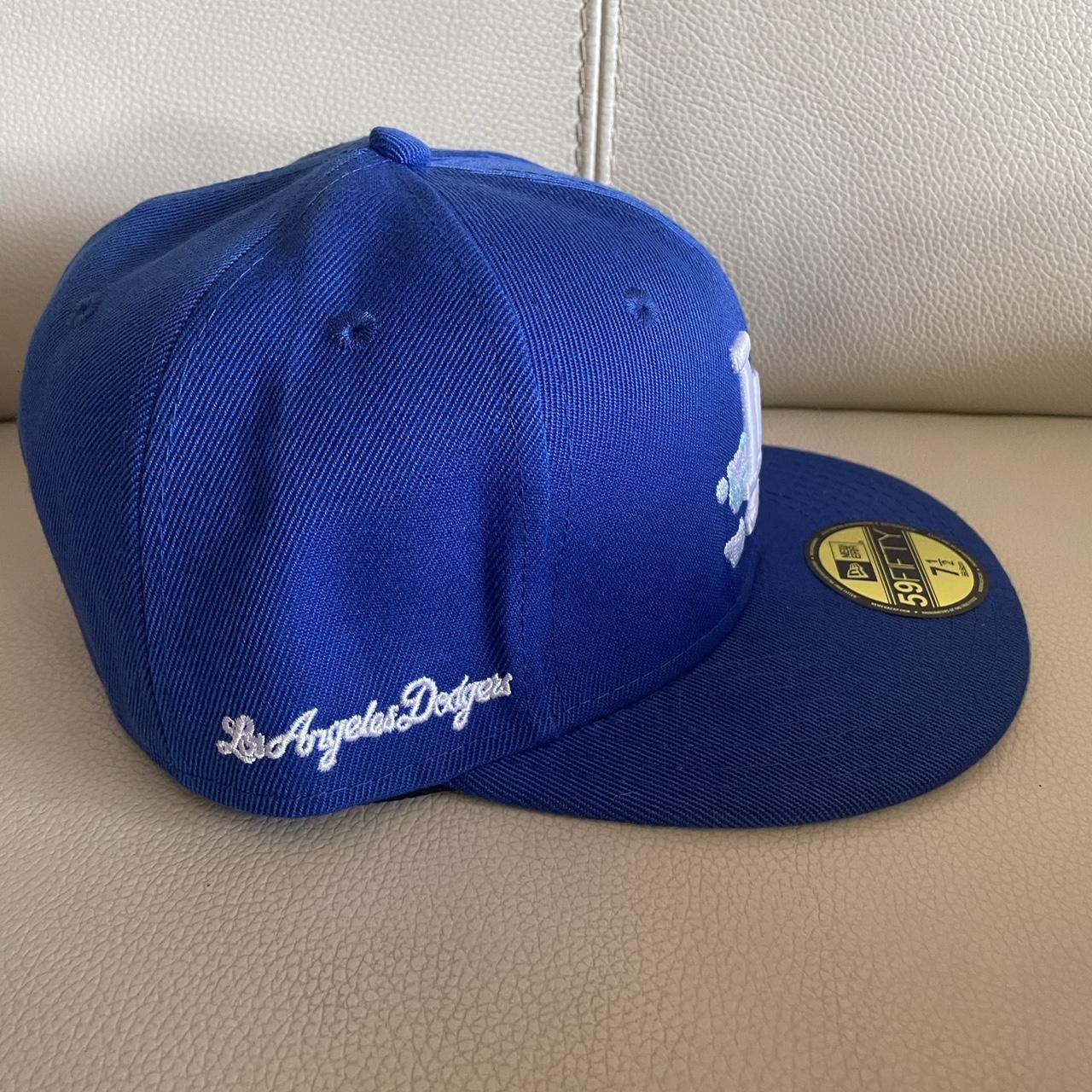 New Era blue and white LA cloud fitted hat - Depop