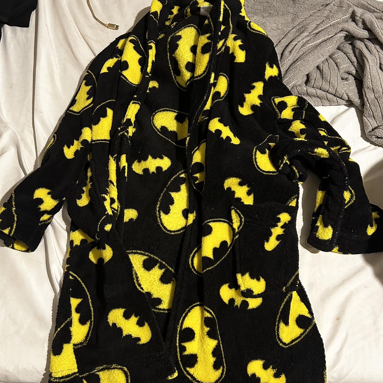 Kids Batman robe size LG 7/8 - Depop
