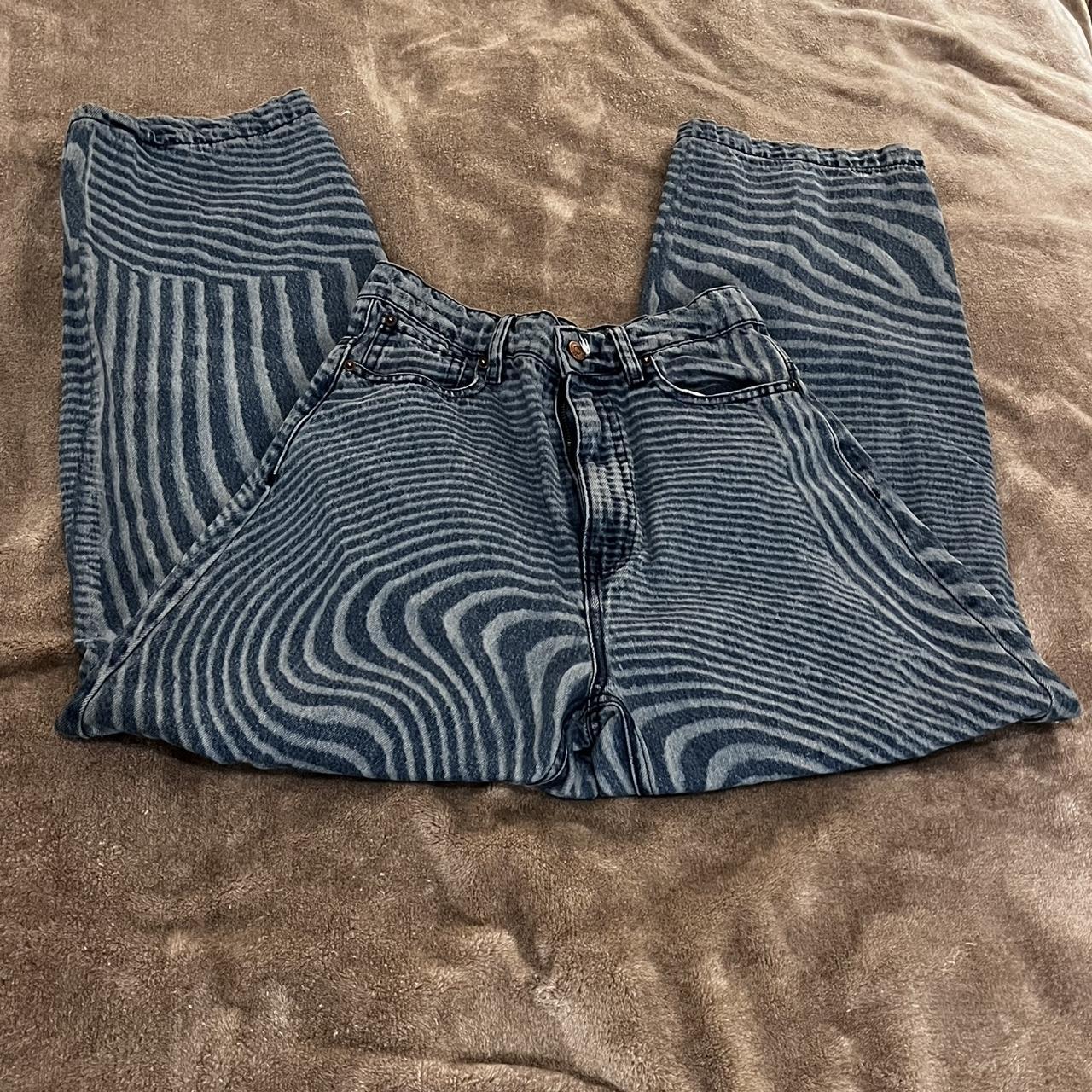 super cool illusion wavy jeans! ultra high waisted... - Depop