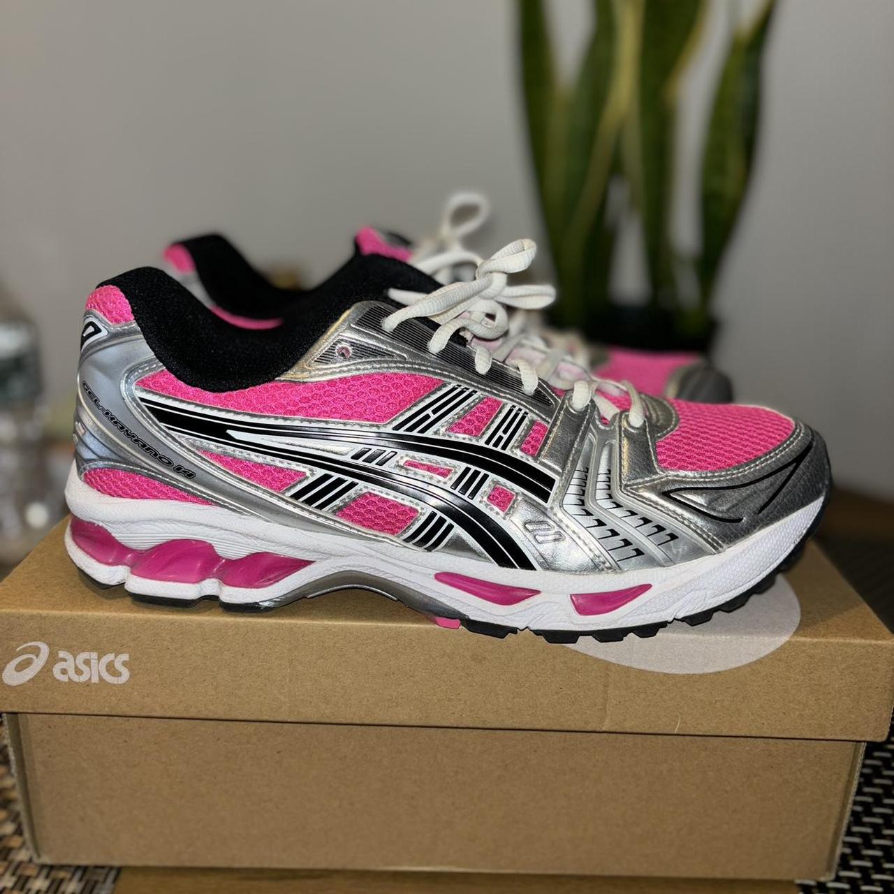 ASICS Gel pink trainers - Depop