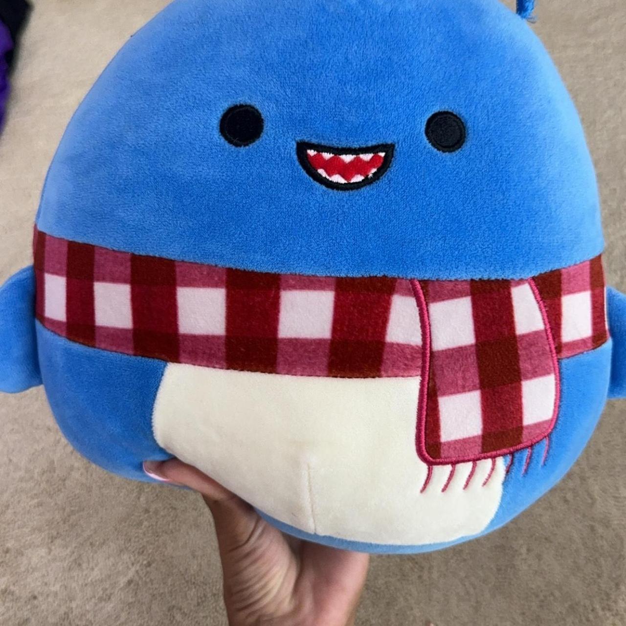 shark squishmallow good condition - Depop