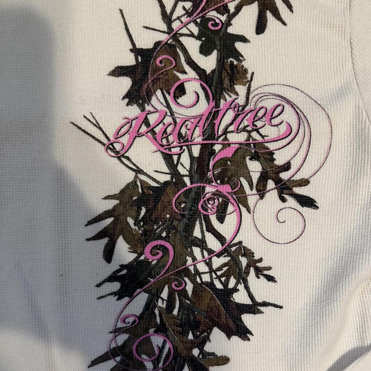 Vintage Y2K 2000s Realtree cream and pink long... | Depop