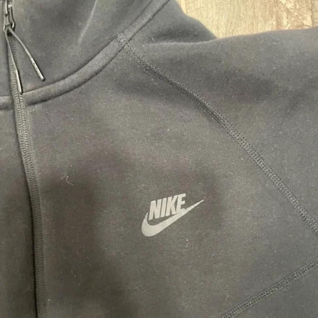 Nike tech - Depop