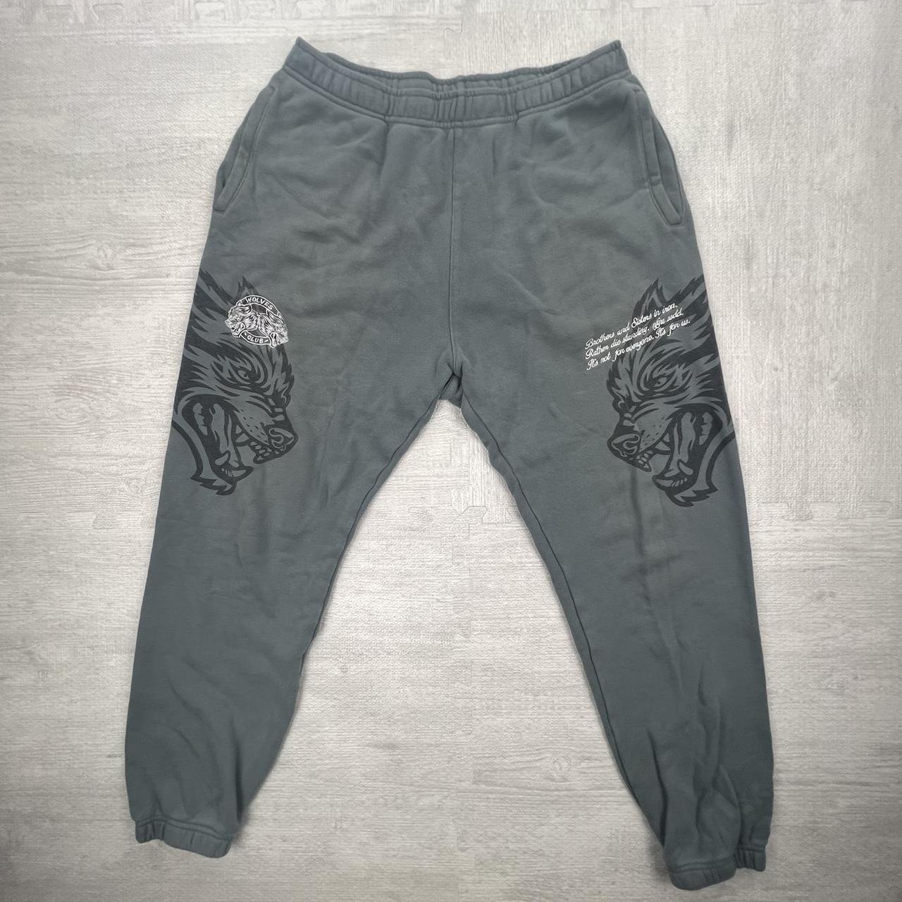 Y2K DARC Wolves 318/1000 grey black graphic... - Depop