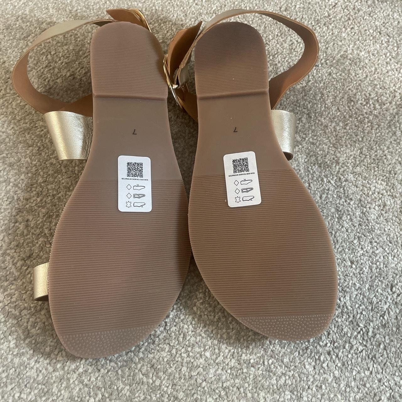 Great ASOS design gold sandals never been worn - Depop