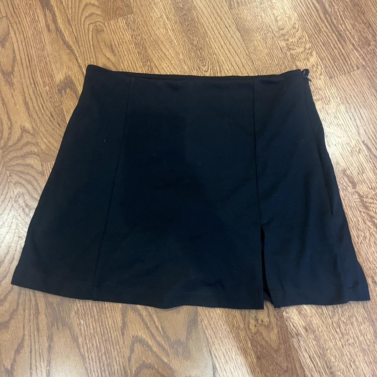 Black mini skirt/skort brand new never worn! Super... - Depop