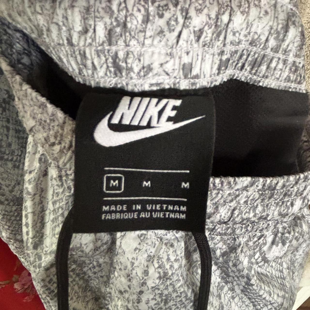 Nike Python Women's Woven Pants Like new condition... - Depop