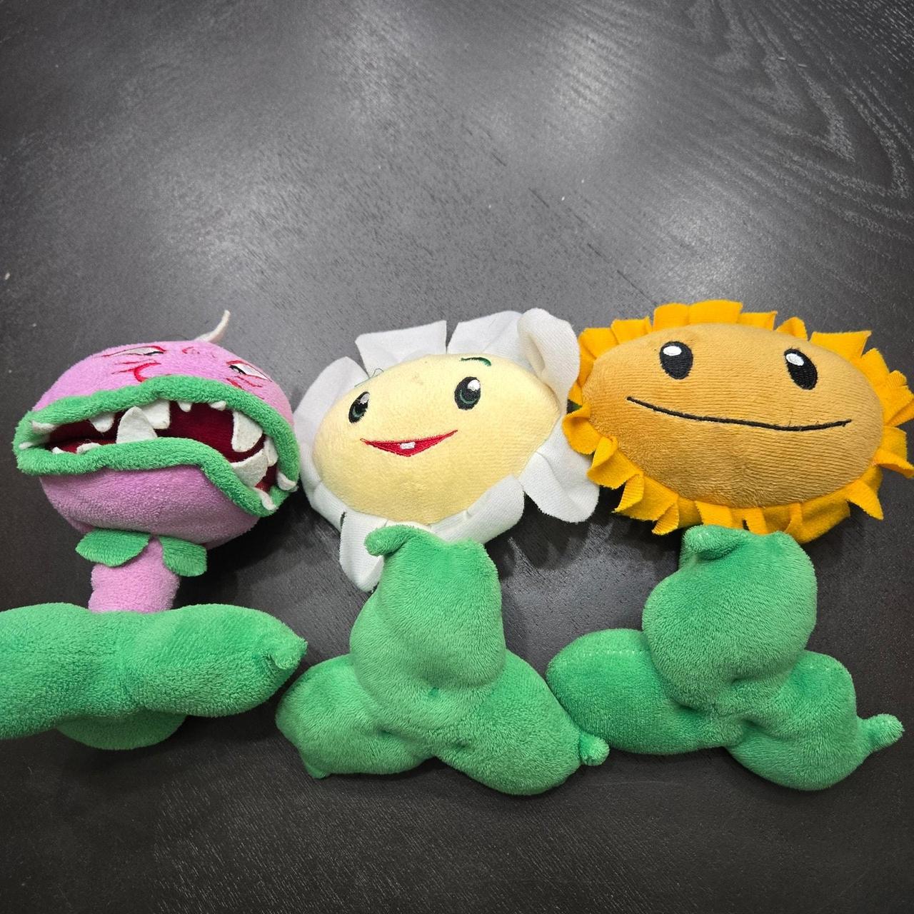 Plants vs Zombies Flower Lot Of 3 View Photos For... | Depop